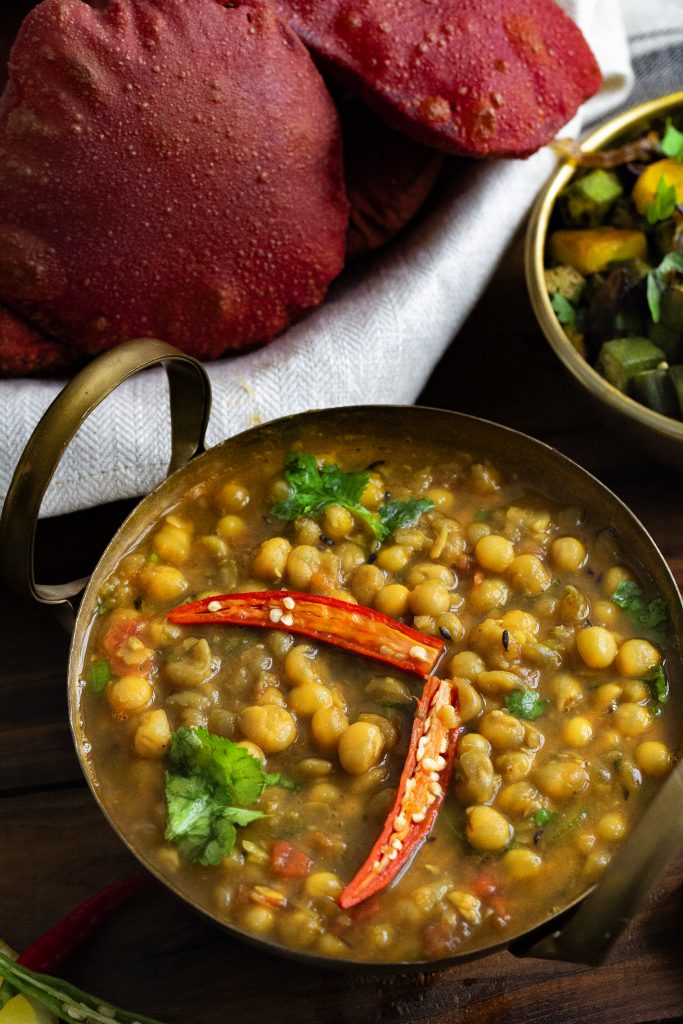 White Matar Sabzi | White Peas Curry – OneWholesomeMeal